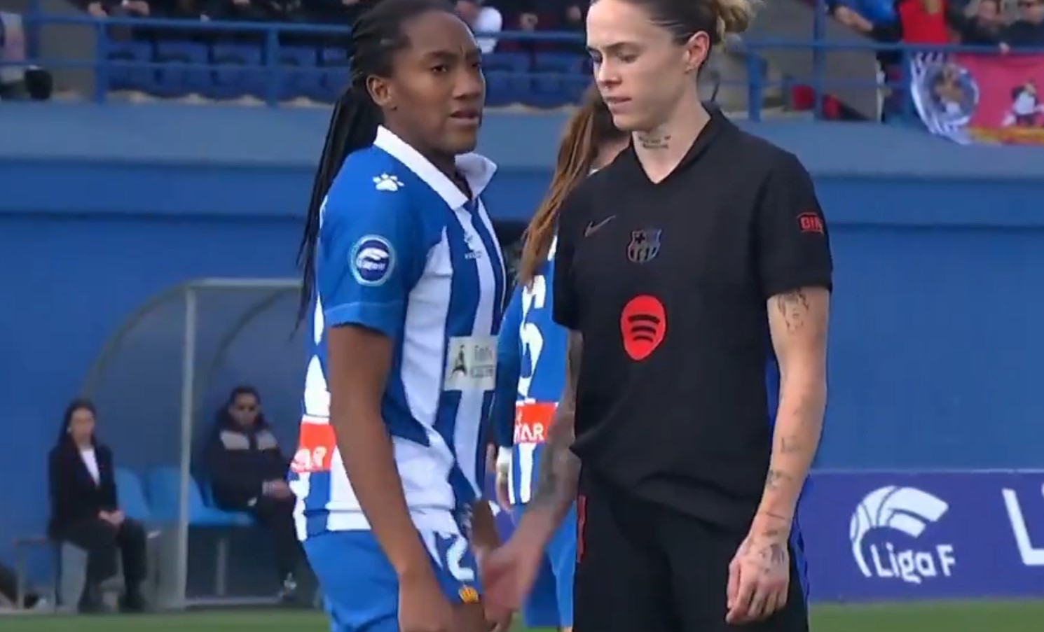 El Espanyol condena los tocamientos de Mapi León a su jugadora ...