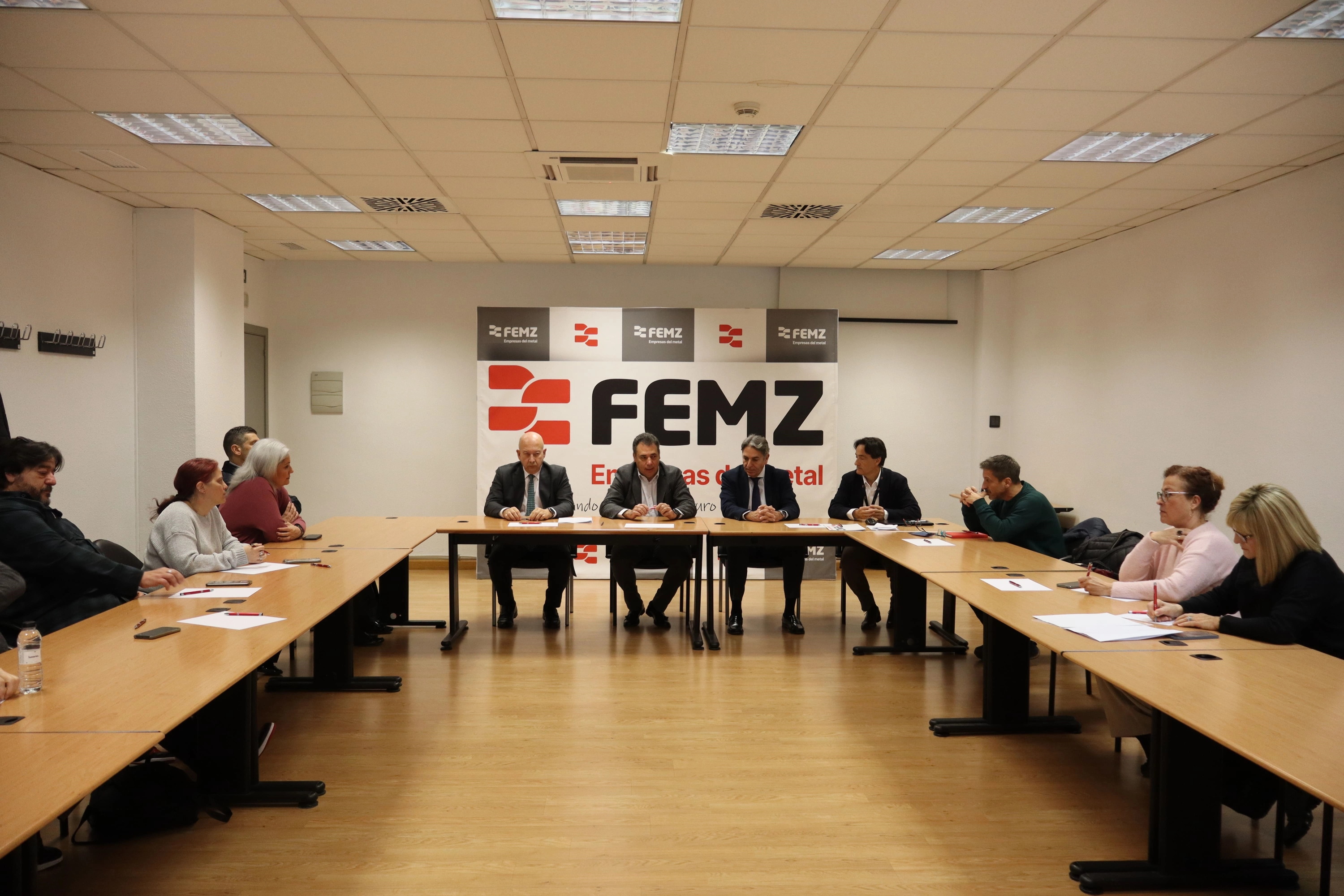 Constituida la comisión negociadora del convenio del comercio del metal de Zaragoza