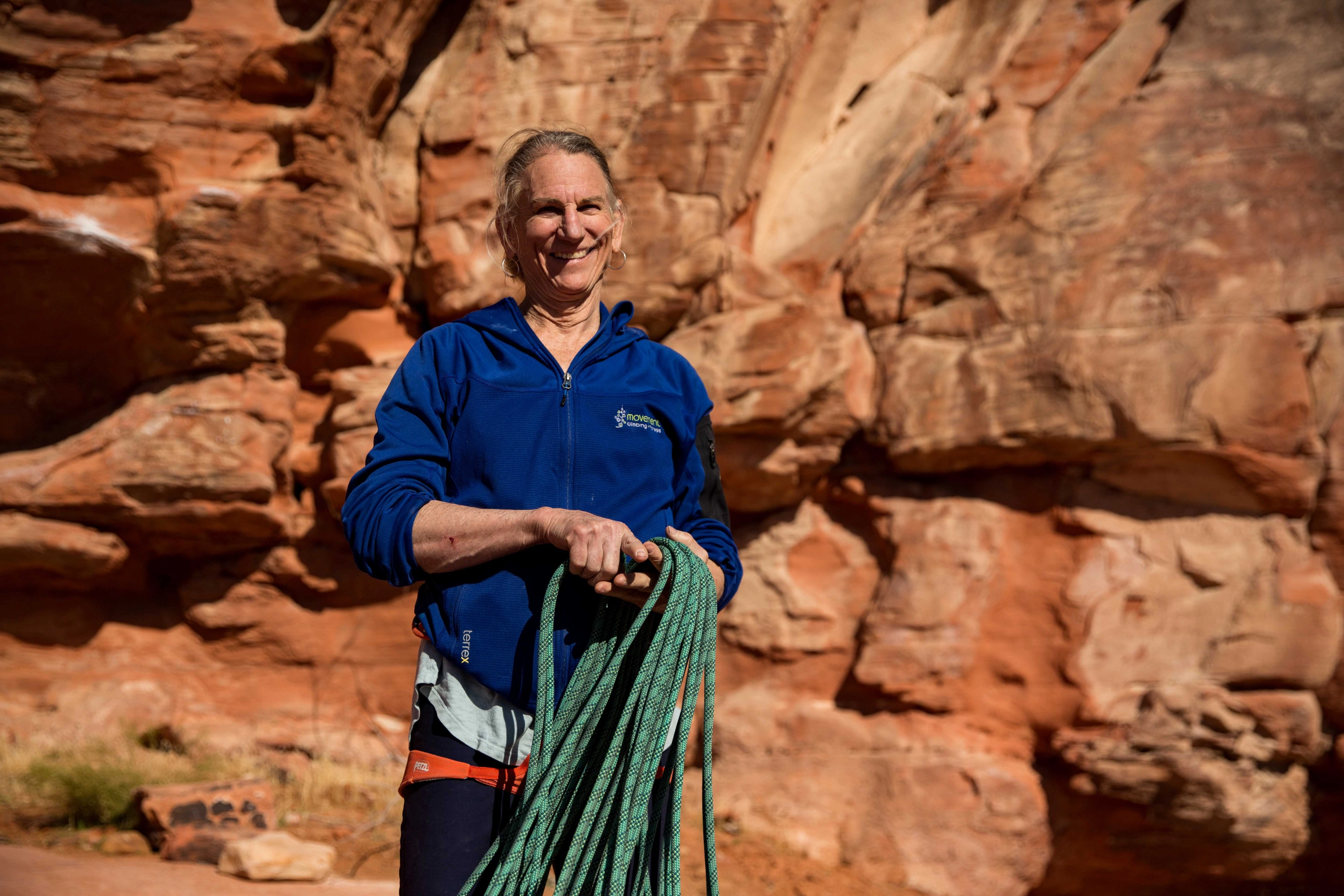 La historia de una escaladora transgénero se corona en el Pirineos ...