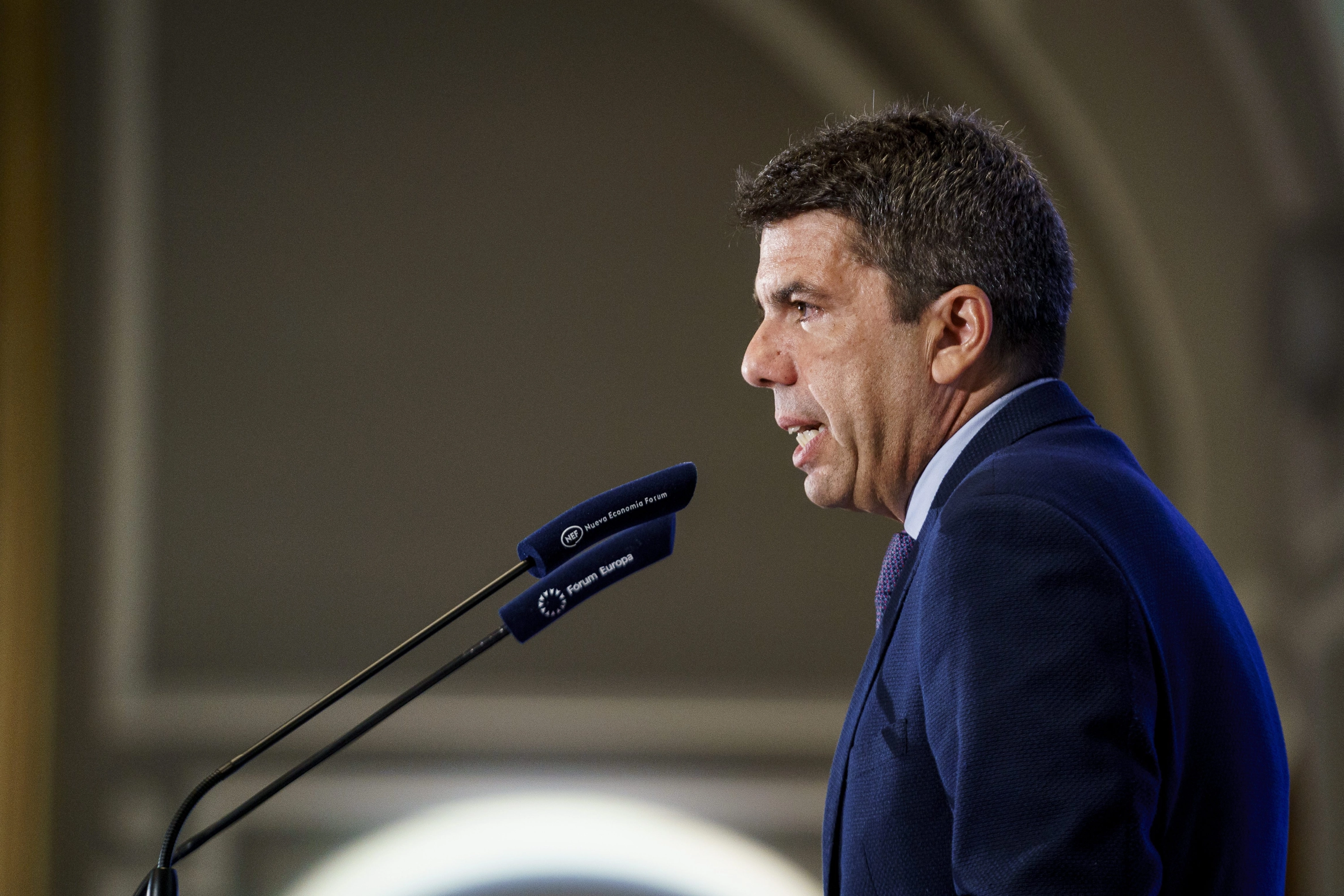 Mazón niega que la tarde de la dana estuviera incomunicado y lamenta ...