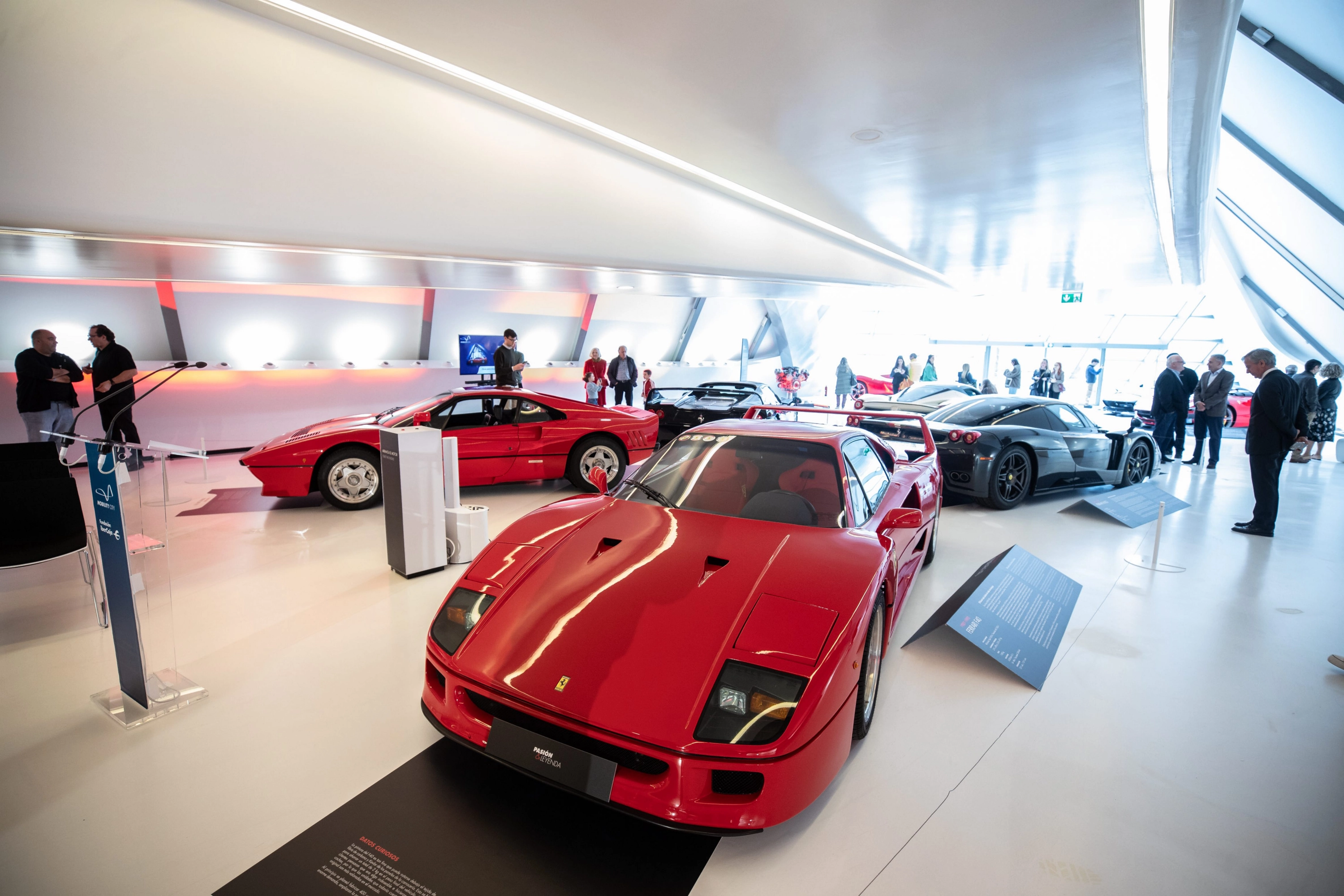 Estos son los 14 coches de Ferrari que puedes ver en Zaragoza