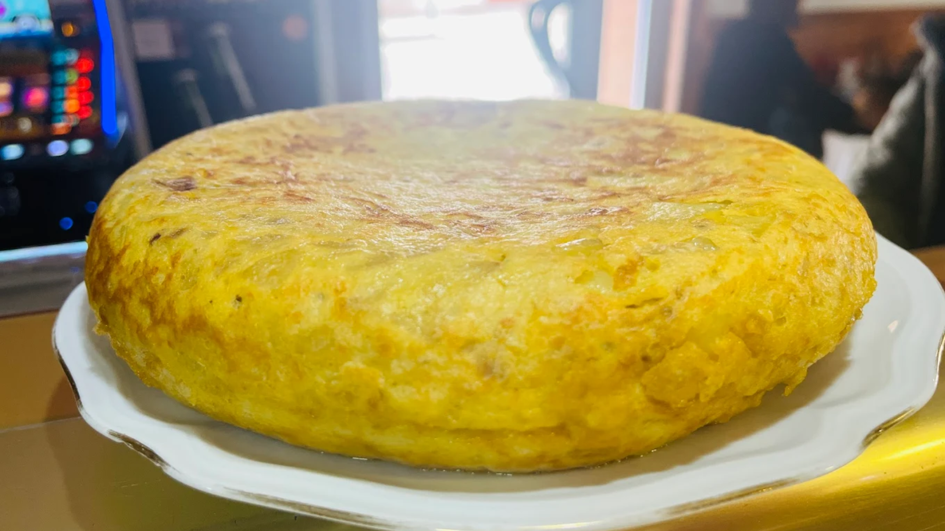 El Gustazo de Zaragoza: un bar de barrio con tapas que viven a la ...