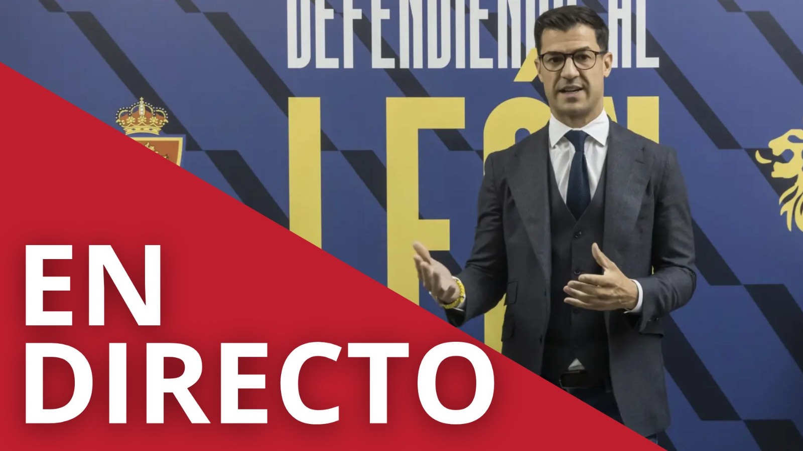 Rueda de prensa de Fernando López, director general del Real Zaragoza ...