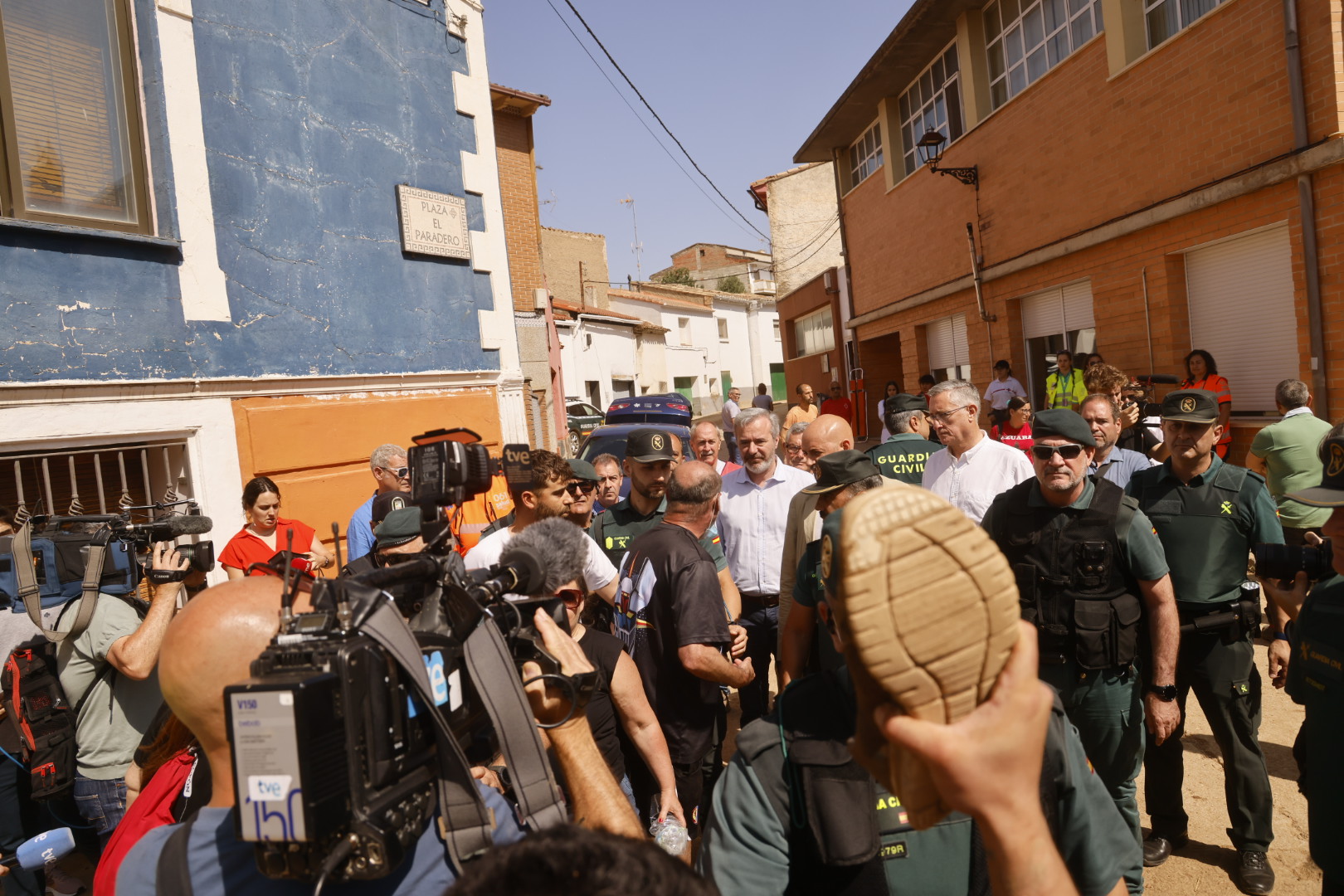 El PP afirma que las protestas en Azuara contra Jorge Azcón fueron ...