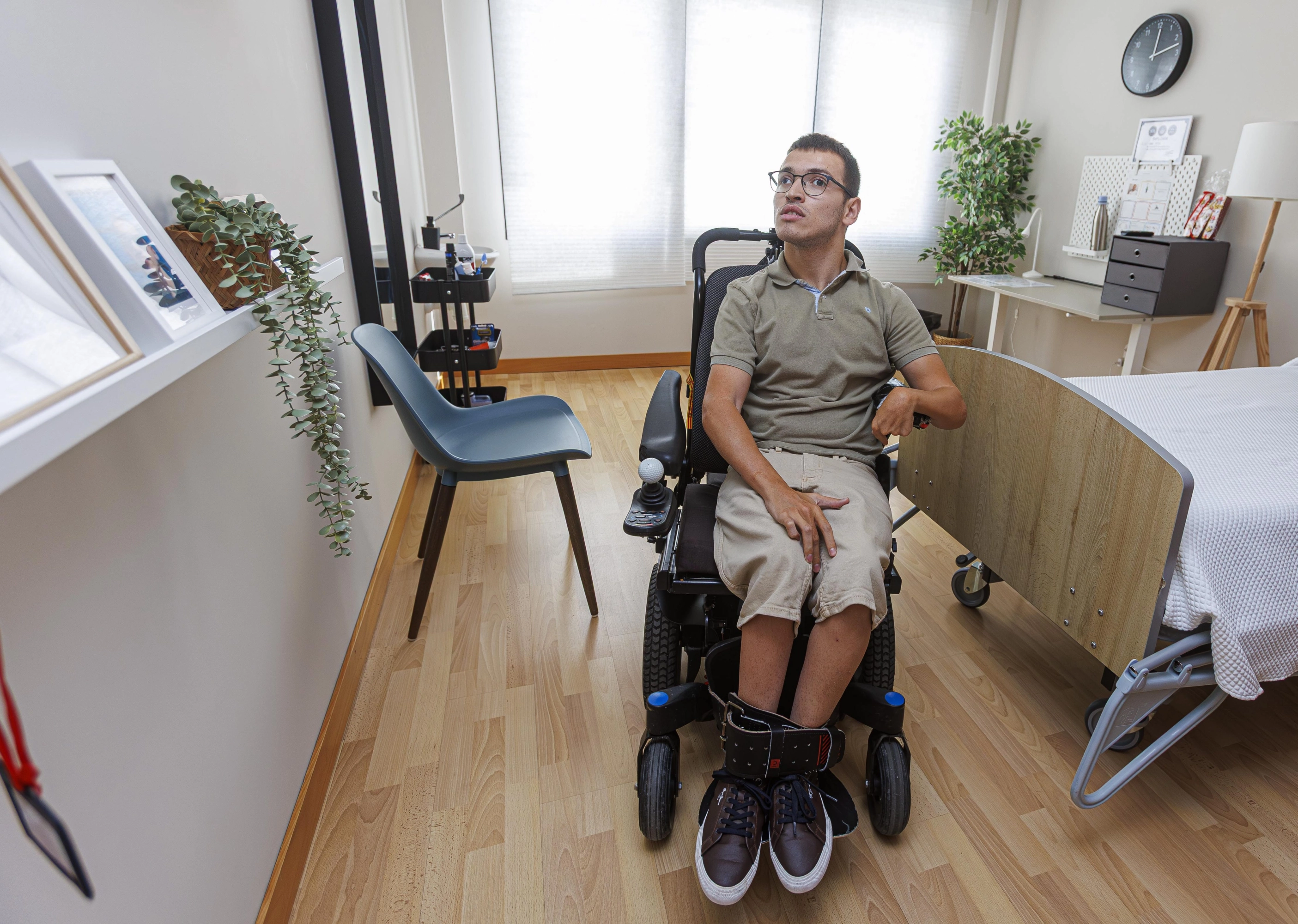 Así es la vida de Marc y Óscar, con parálisis cerebral, en su nuevo ...