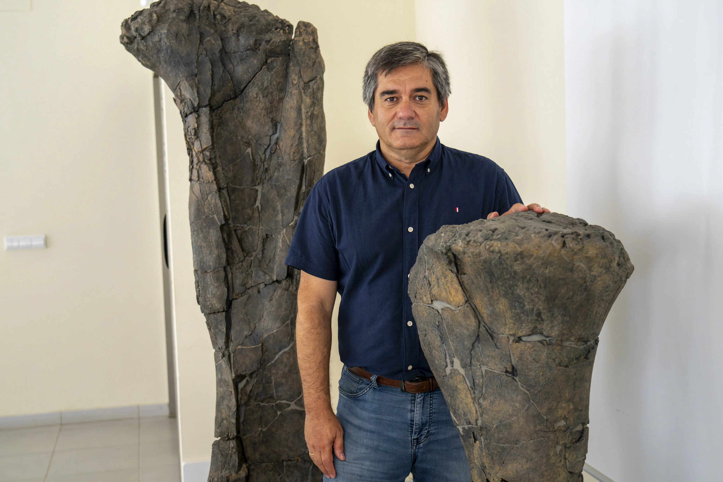 Alberto Cobos: "Teruel es un inmenso museo paleontológico"