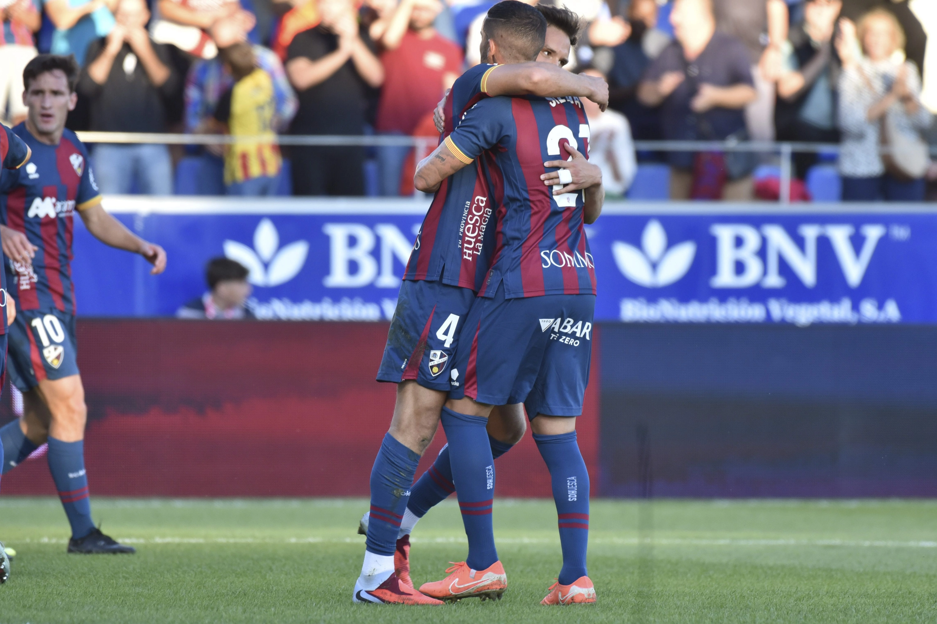 El uno a uno del partido SD Huesca-SD Eibar (2-1)
