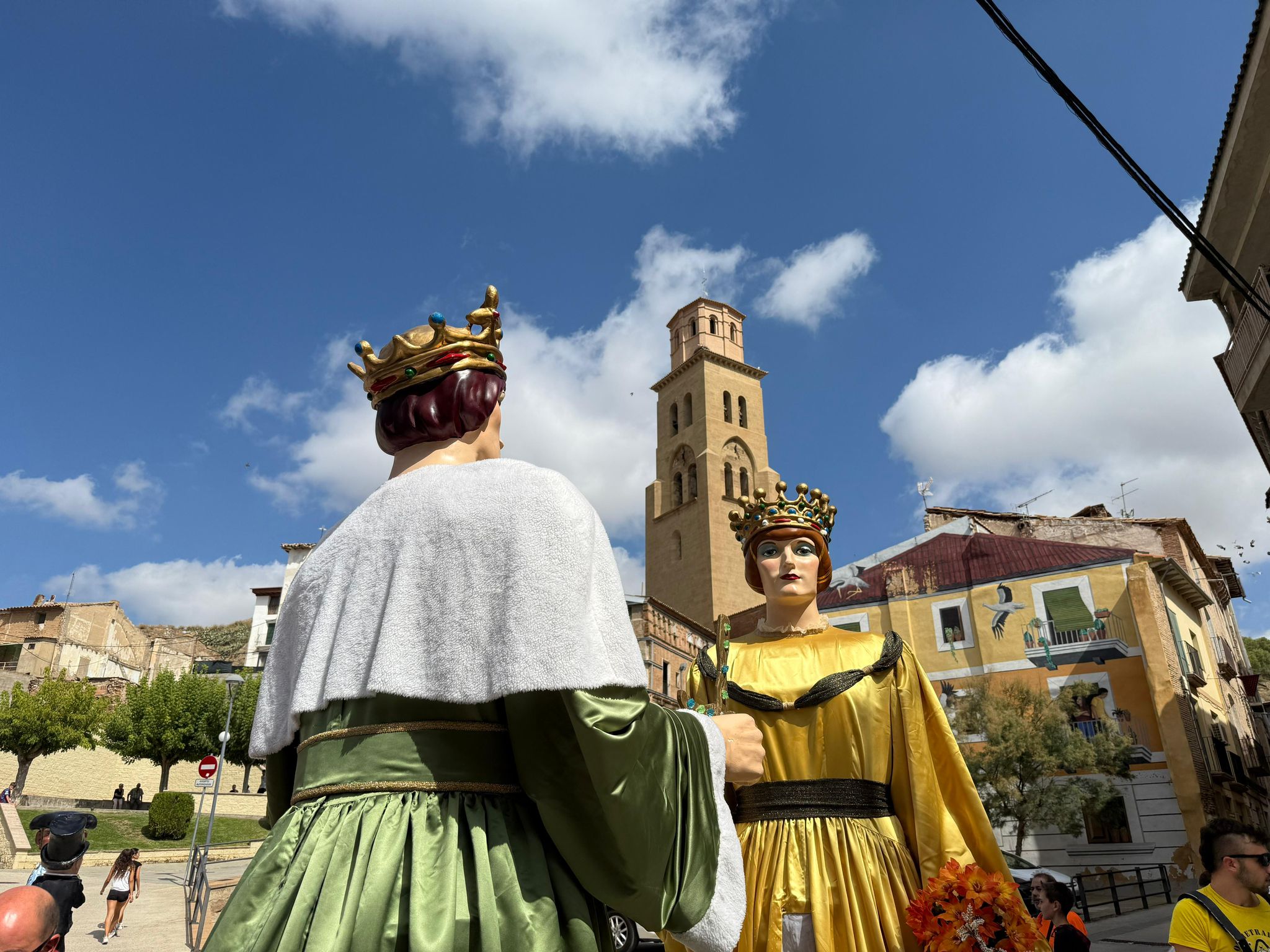 Tamarite de Litera celebra sus fiestas con el folclore de Alma Literana ...