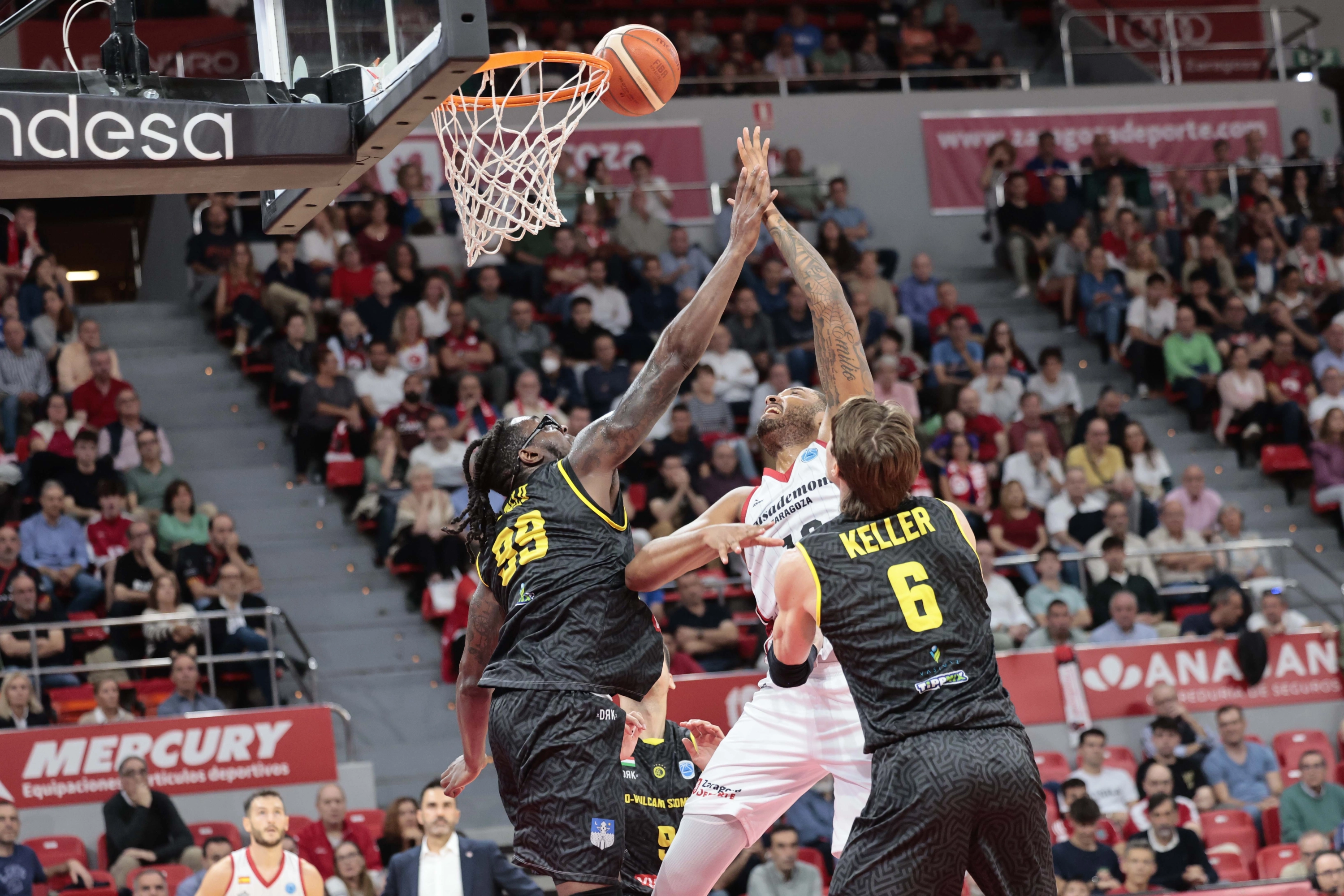 Fotos del partido Casademont Zaragoza-Falco Szombathely, de la FIBA ...