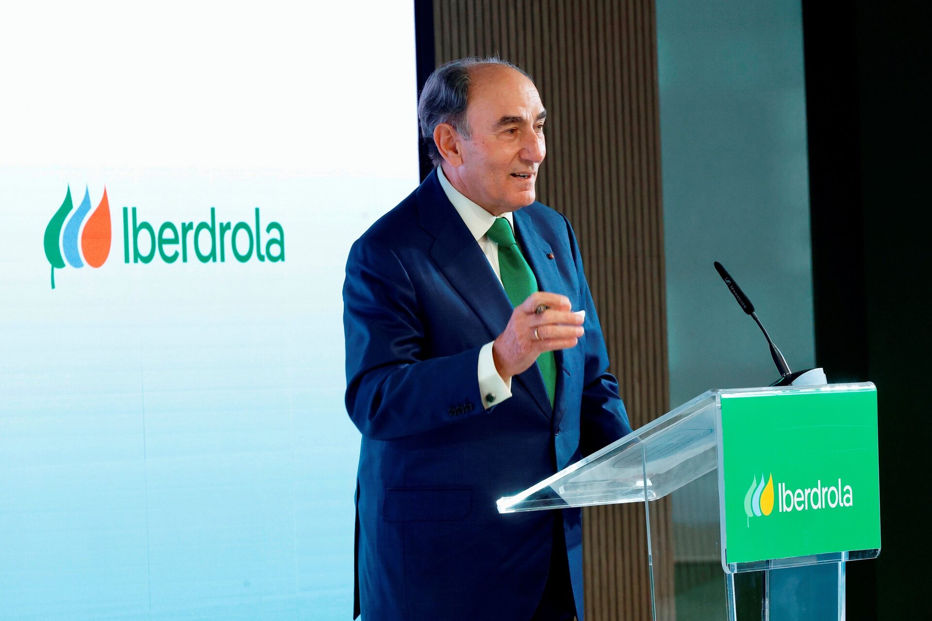 Iberdrola intensifica la presión para prorrogar el cierre de Almaraz ...