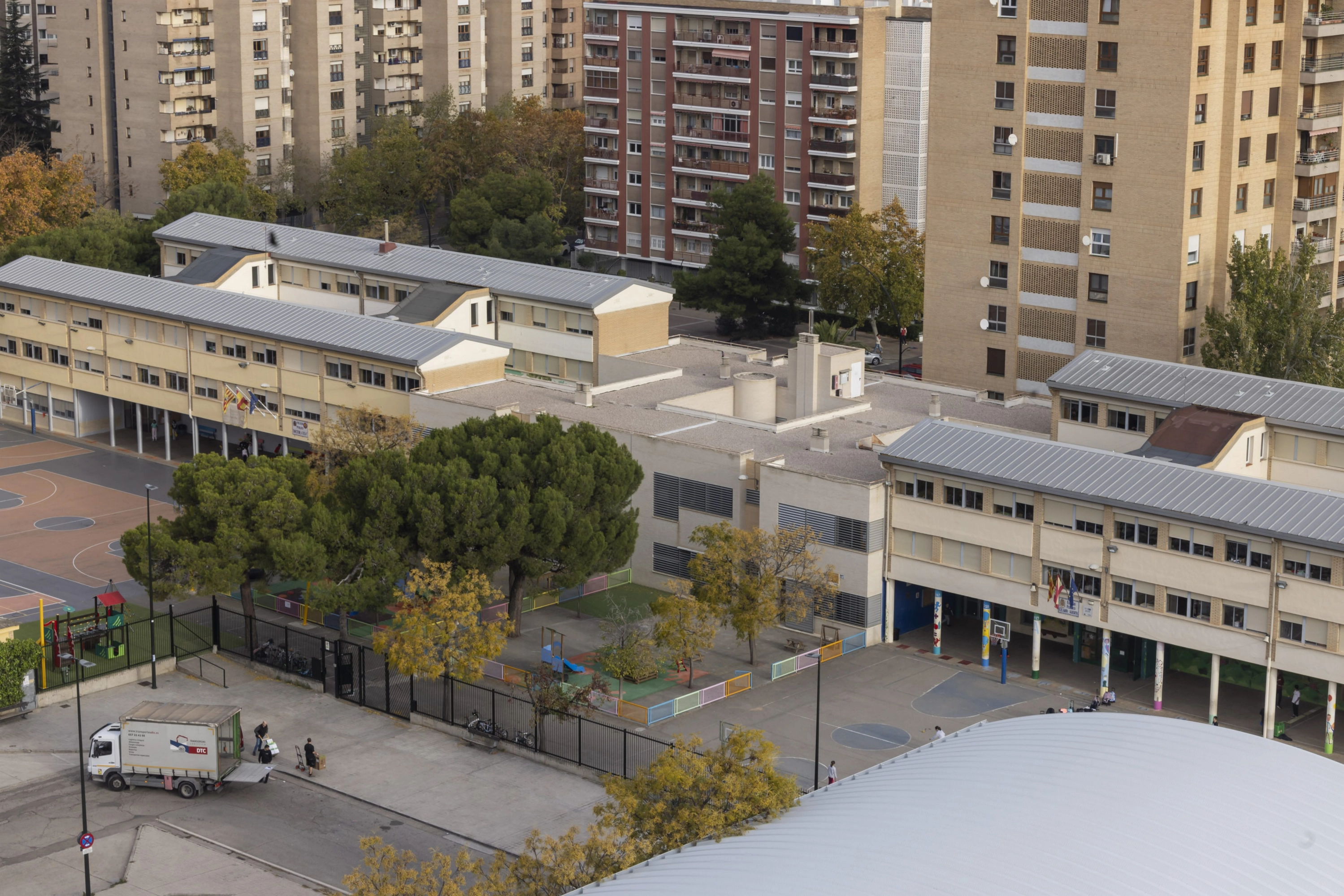 Las familias del colegio público Doctor Azúa de Zaragoza votarán ...