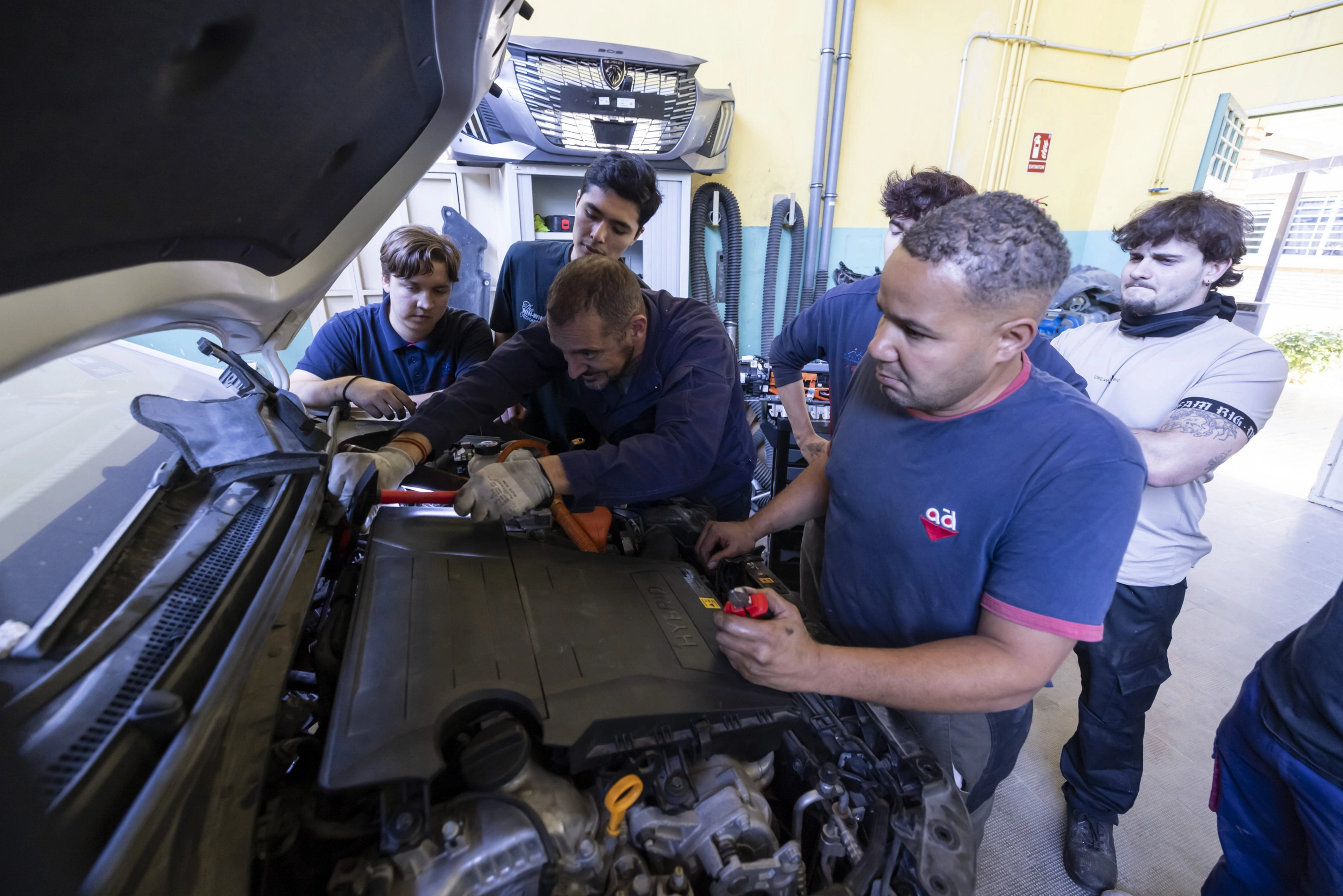 El manejo de los motores eléctricos llega a los ciclos de FP de Aragón ...