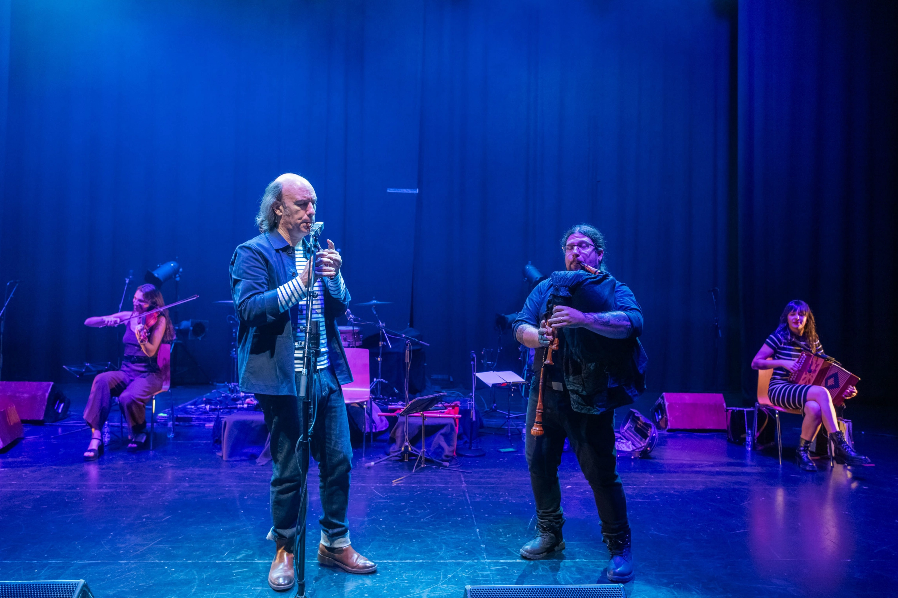 Carlos Núñez, el alquimista de sonidos que pone a la gente a bailar y a ...